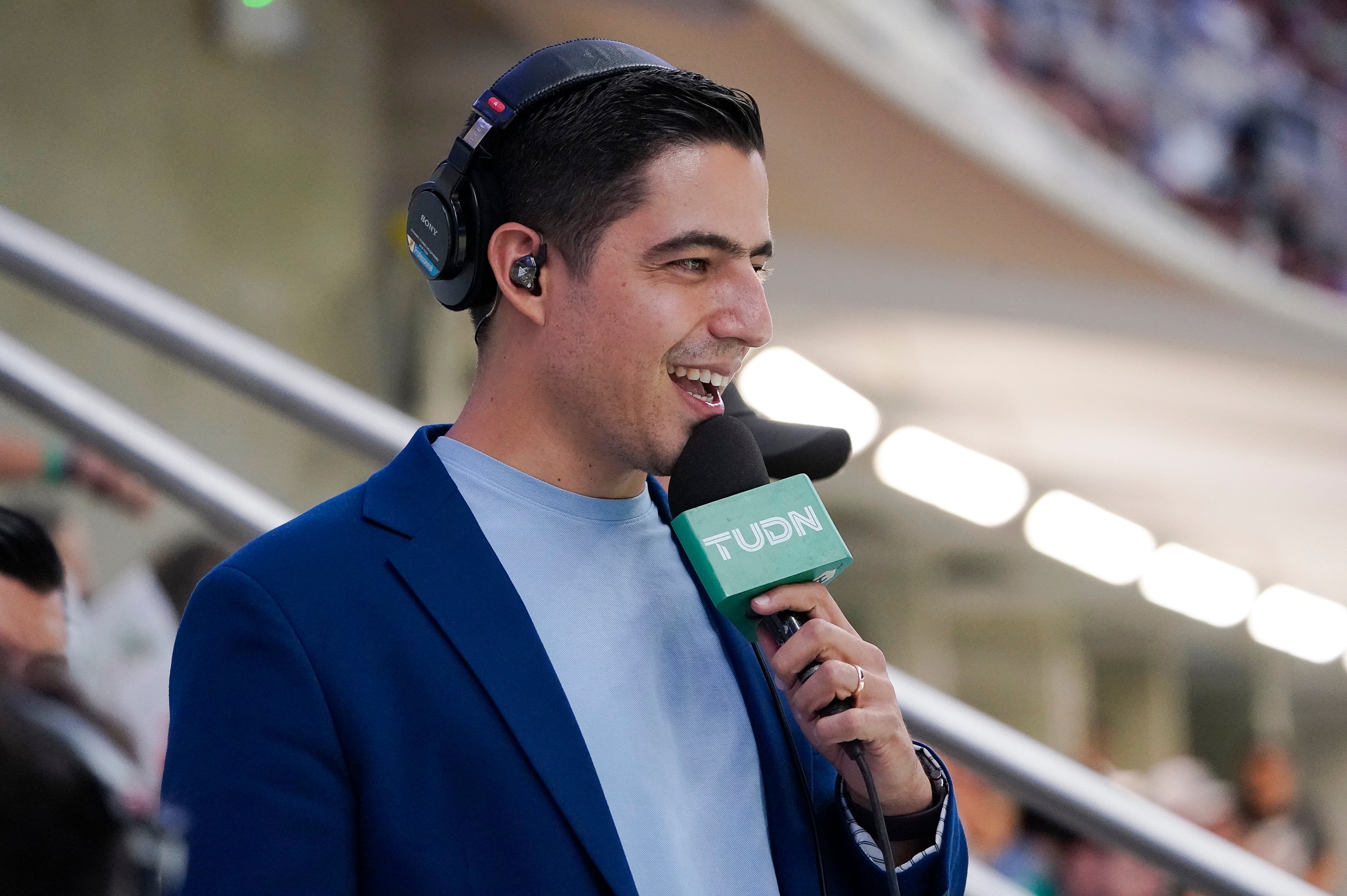 Georgina Holguín, esposa de Andrés Vaca, lo defiende ante críticas de Pietrasanta