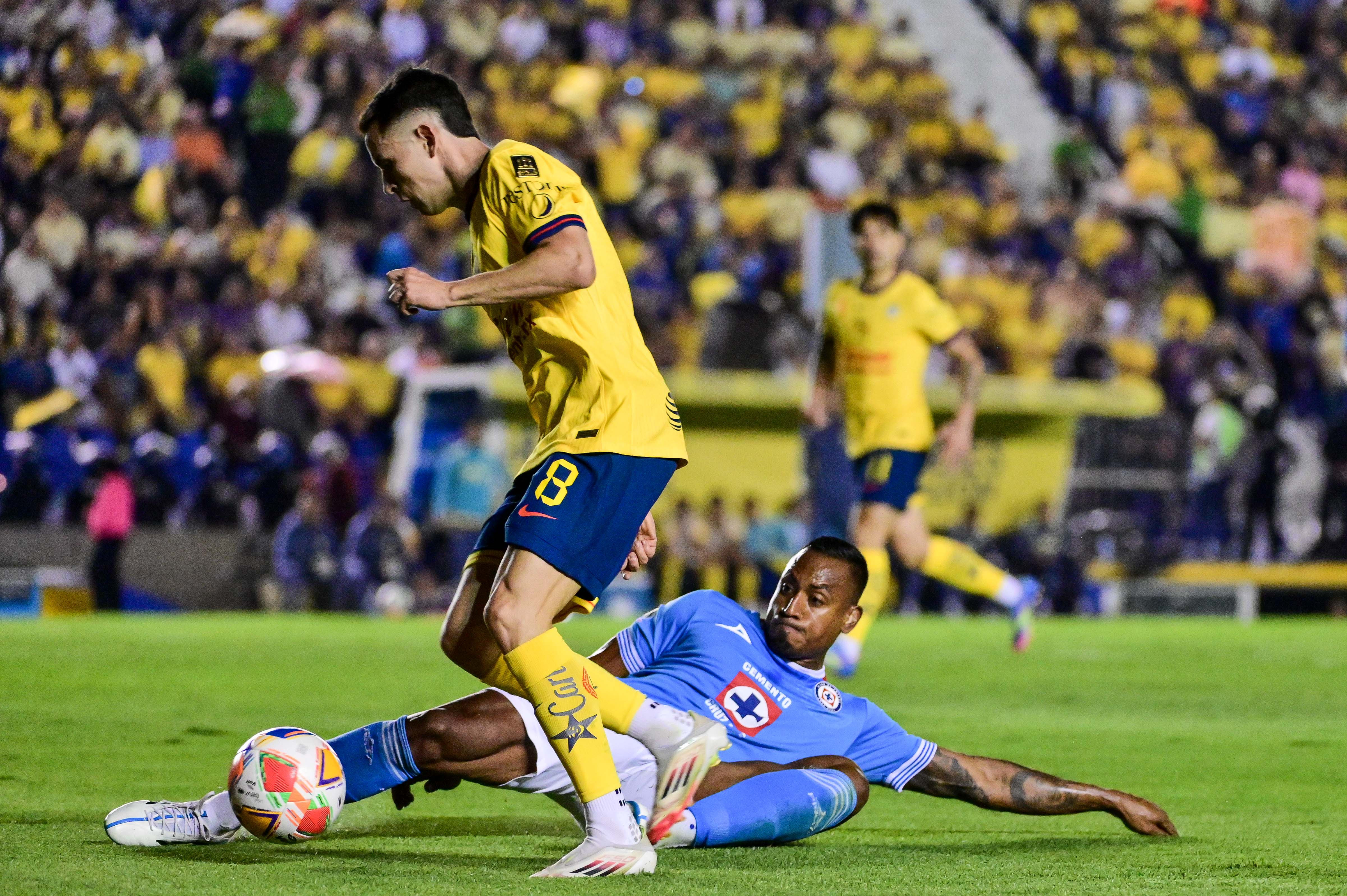 Álvaro Fidalgo es registrado como mexicano en Liga MX por América