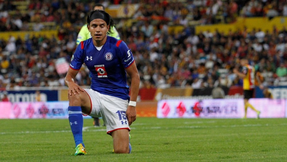 'Jerry' Flores revela que pidió a Miguel Herrera que lo llevara a América