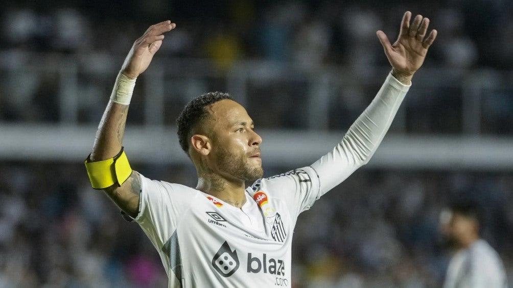 Neymar Jr. vuelve a lesionarse en su regreso a la titularidad con Santos de Brasil