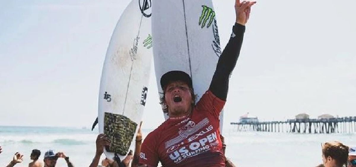 ¡Histórico! Alan Cleland clasifica al Tour Mundial de Surf 2025