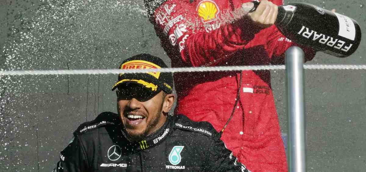 Lewis Hamilton llega a Maranello para su primer día en Ferrari