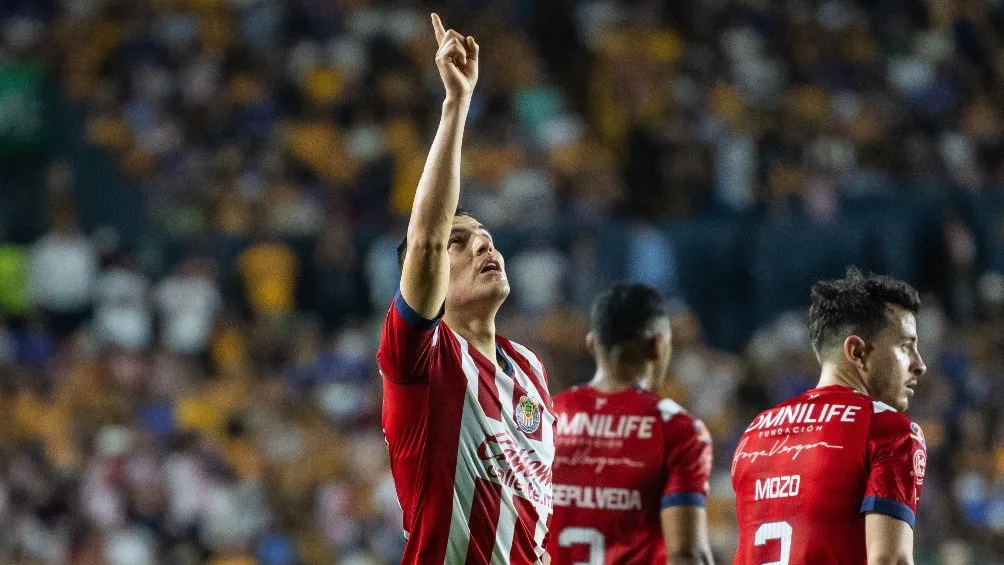 Ronaldo Cisneros sobre el buen momento de Chivas: 'Muy contentos aunque ...