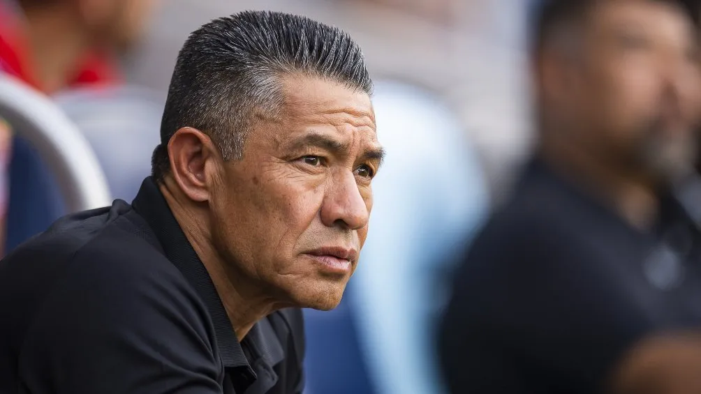¡Oficial! Santos presenta a Ignacio Ambriz como su nuevo entrenador